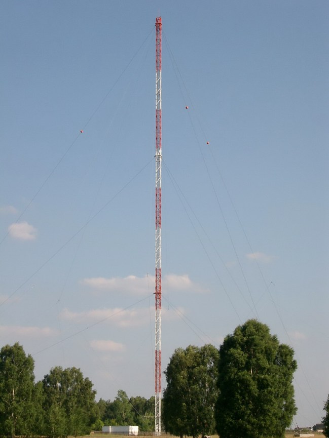 Zehlendorf MW flared skirt antenna and diplexer 1EN